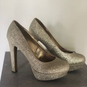 Mossimo Supply Co. | Shoes | Mossimo Gold Glitter Platform Pumps | Poshmark